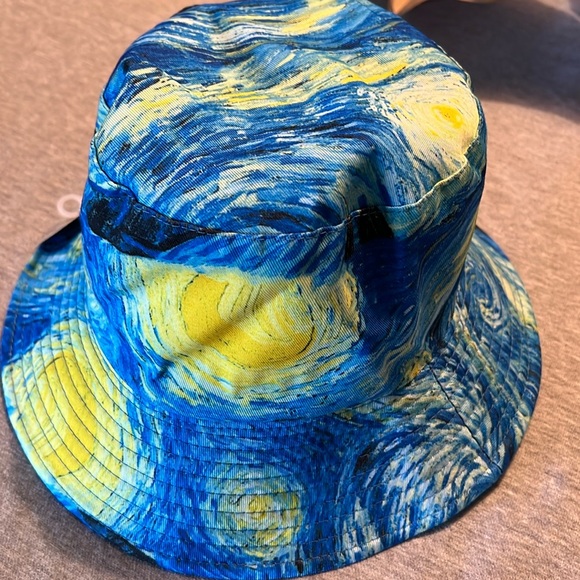 Source Unknown | Accessories | Nwt Van Gogh Starry Night Bucket Hat ...